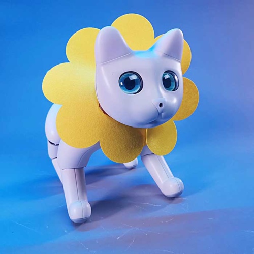 This Interactive Robotic Cat Will Play With You | MarsCat