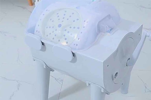 This Seriously Compact Manual Washer and Dryer Keeps Your Clothes ...