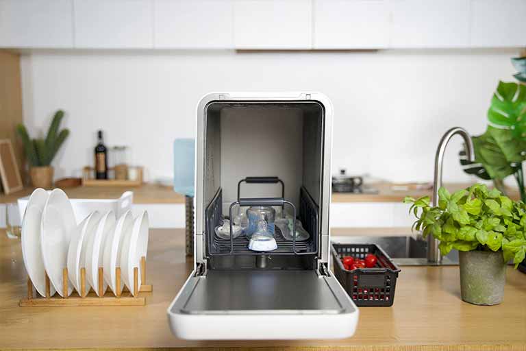 Capsule: 3-in-1 tabletop mini dishwasher for small kitchen