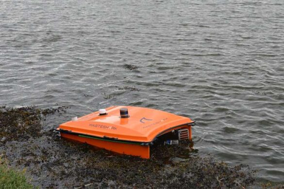 WasteShark: Autonomous garbage collector robot drone in water