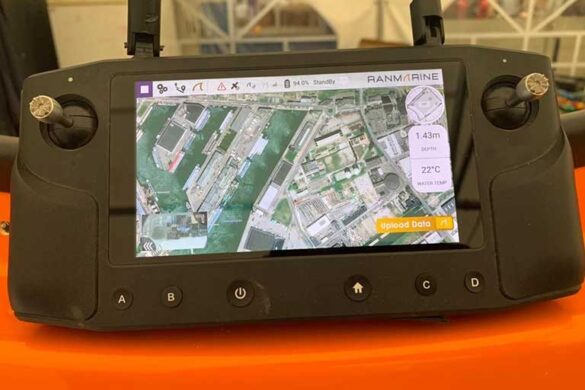 WasteShark: Autonomous garbage collector robot drone in water