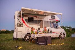 iNNOPOWER: A portable solar panel-table combo for camping