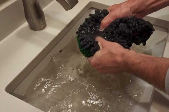 This disc golf cleaning tool may replace your dirty towel