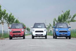 Wink: A small car-like electric vehicle that runs on solar power