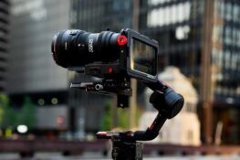 Beastgrip DOF adapter MK3 for smartphone filmmaking with SLR/DSLR lens