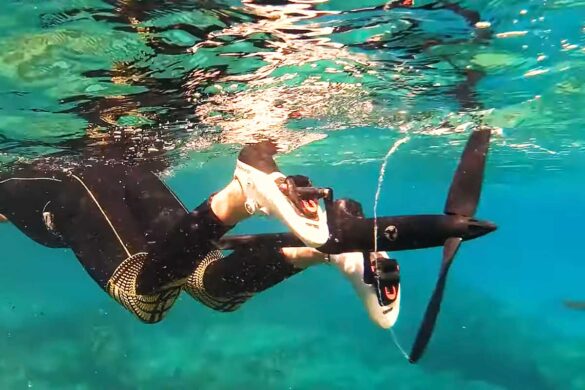 Wearable water pedal bike device that assists you to swim fast
