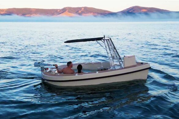 Chilli Island, Your ultimate electric mini-boat for lakeside escapes ...