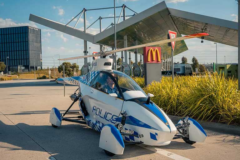 Pegasus E flying car offers seamless transitions between driving and flying