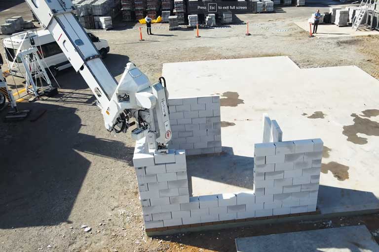 This next-gen construction robot builds three-story structures without ...