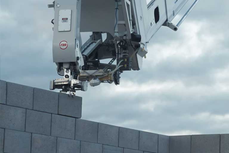 This next-gen construction robot builds three-story structures without ...